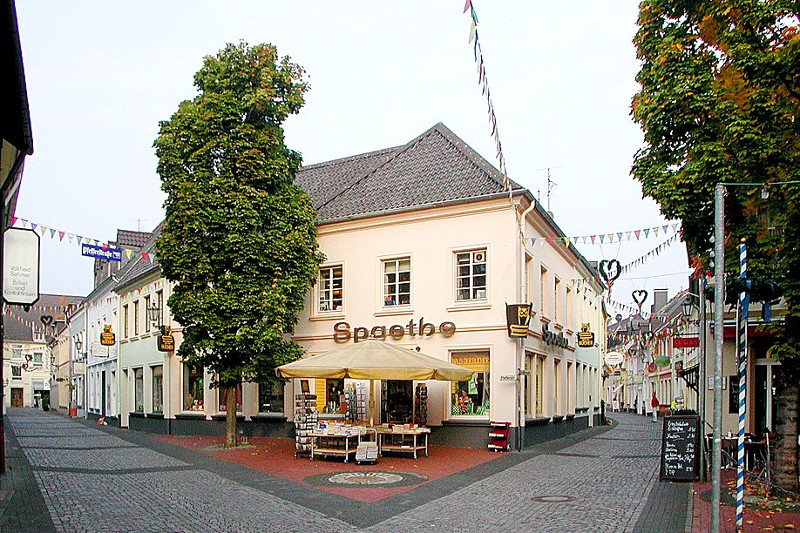 Winkelen in Moers - Winkelen in Duitsland